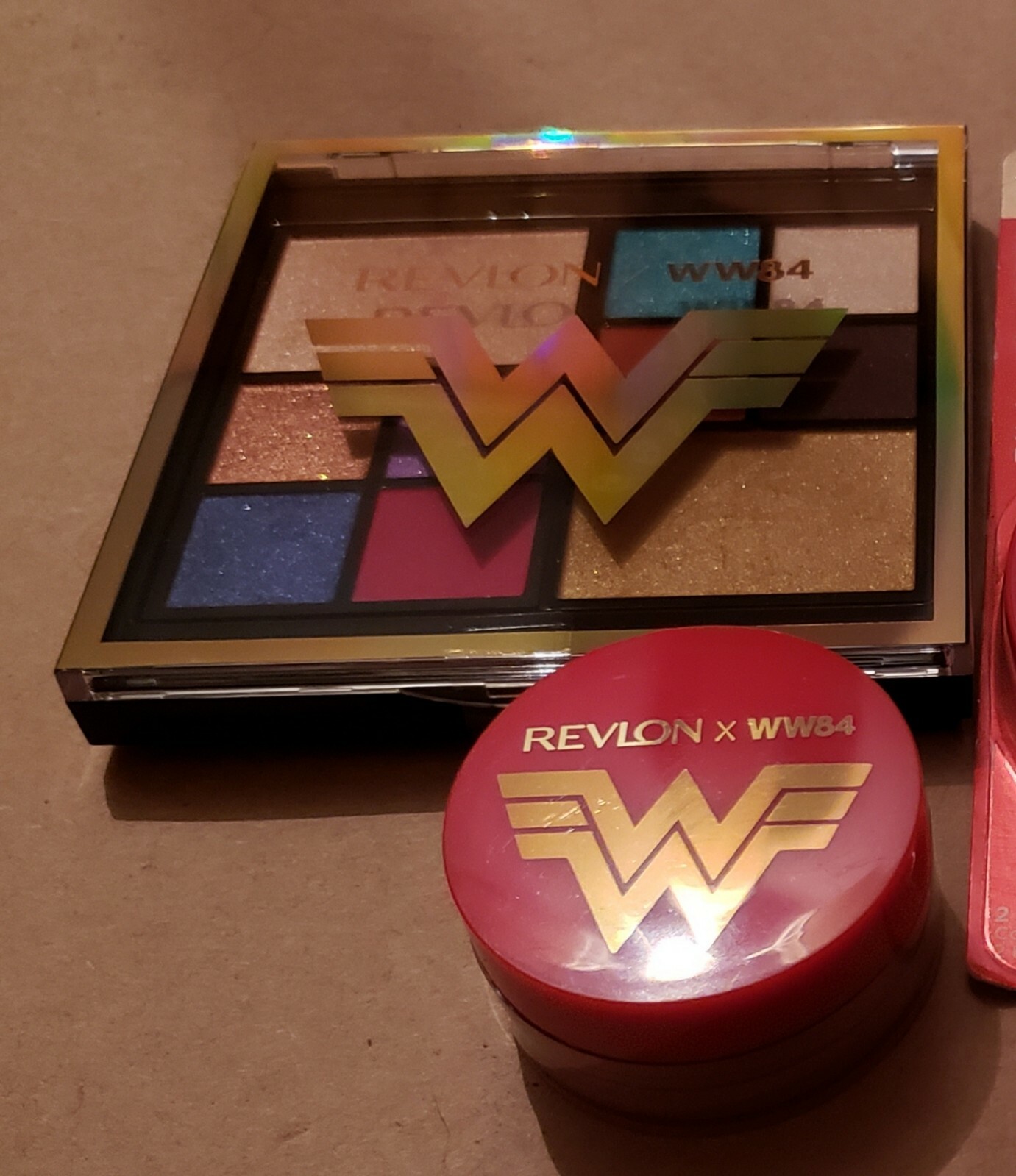 Revlon x WW84 Wonder Woman Liquid Armor Golden Lasso Glow Pot and Eye ...