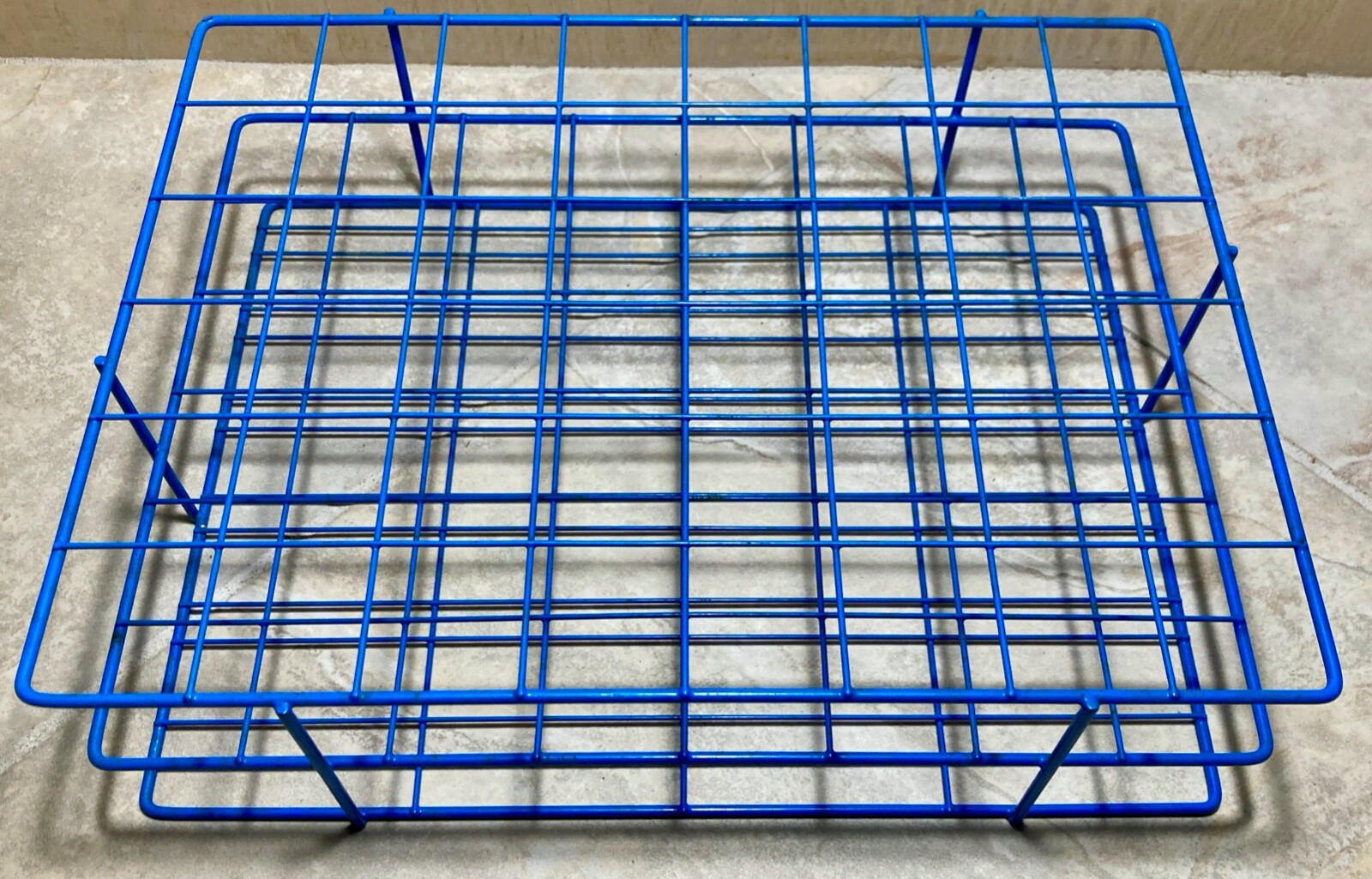 Two Blue Fisherbrand HDPE Coated Wire Racks (48 wells for 30-40mm dia ...