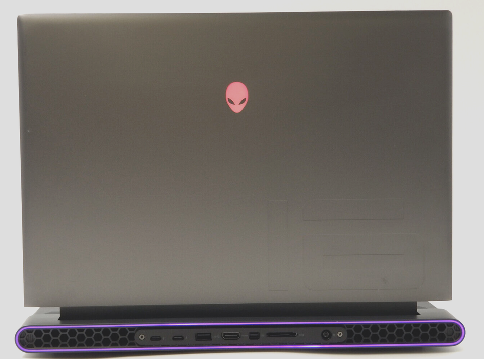 Alienware M16 R1 Gaming 16" Laptop AMD Ryzen 9 64GB Ram 4TB SSD Radeon ...