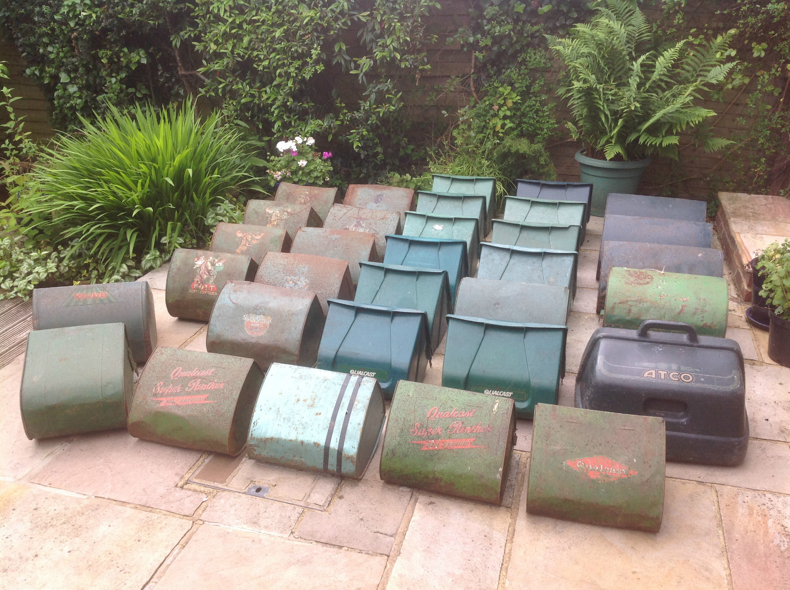 Suffolk Punch Qualcast Grass Box For Atco Colt Panther Lawnmower | eBay