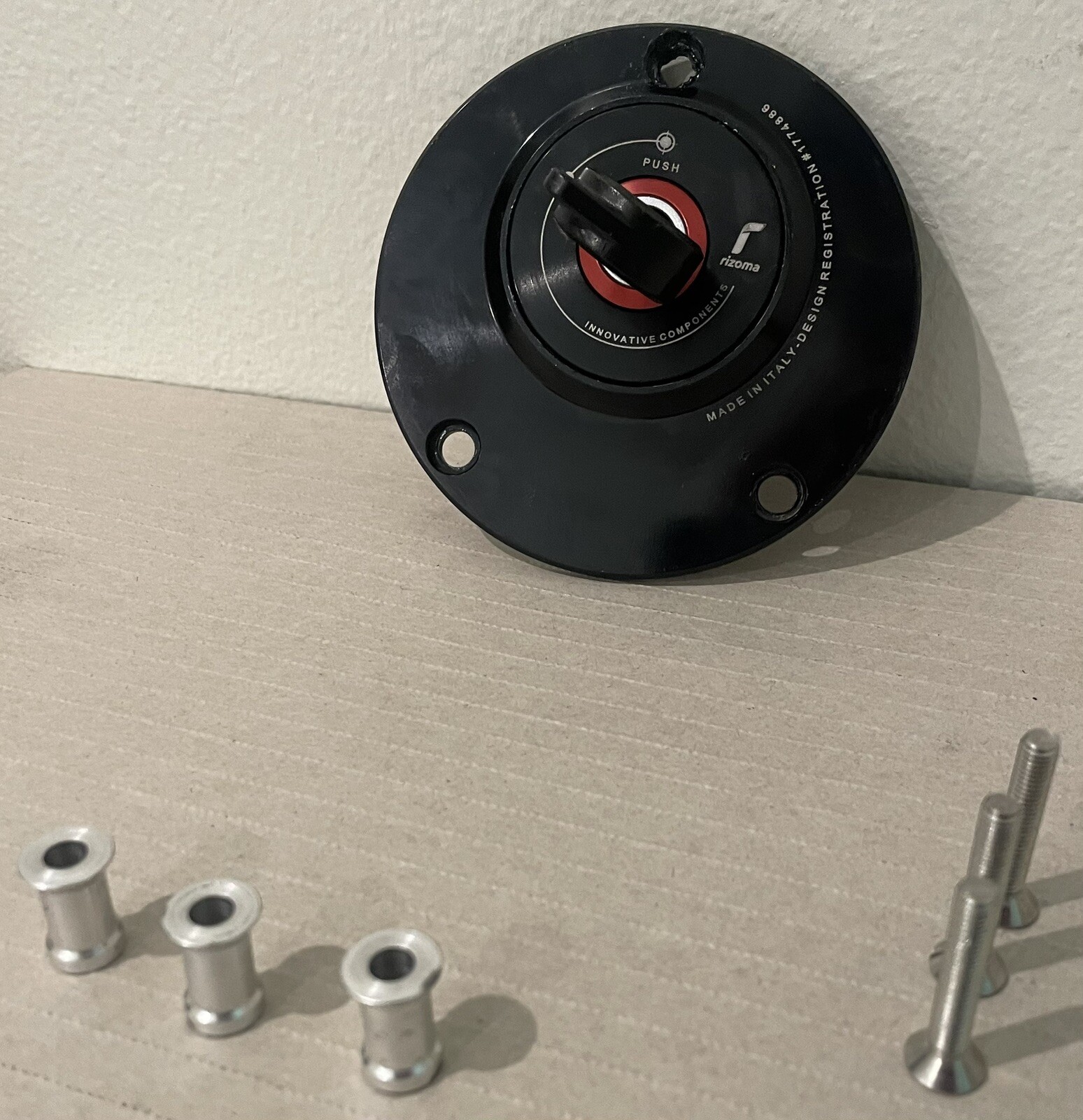 RIZOMA BLACK RACE GAS CAP FOR DUCATI (MANY) QUICK RELEASE FUEL TANK ...