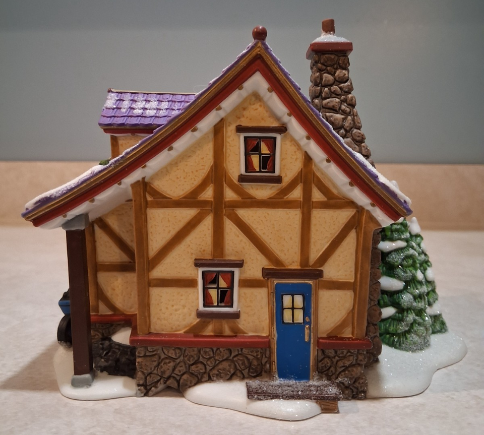 Dept 56 MICKEY'S CRATCHIT'S COTTAGE #56901 North Pole Disney Retired ...