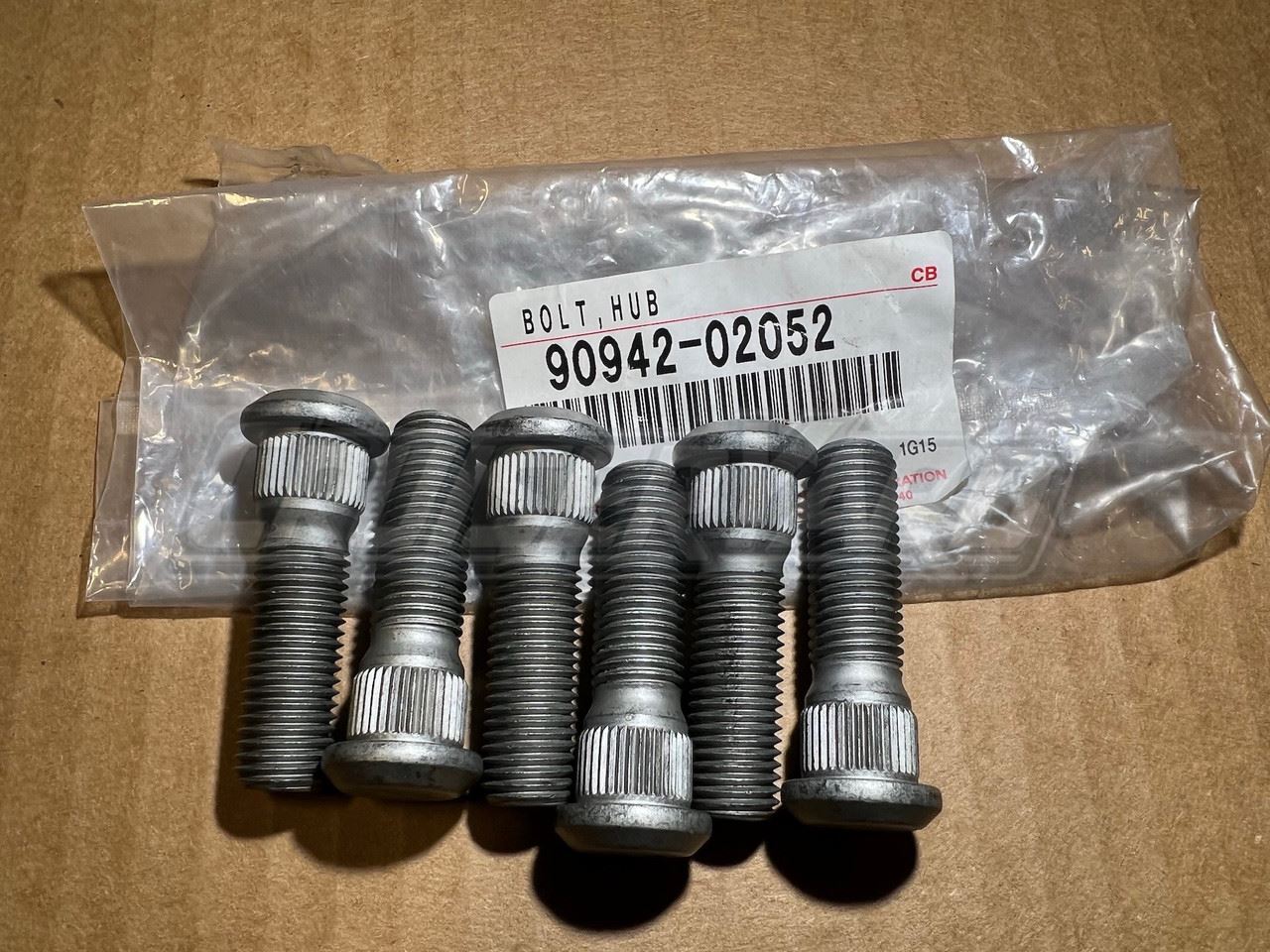 New Toyota Land Cruiser 4Runner Set of 6 OEM Hub Bolt 90942-02052 | eBay