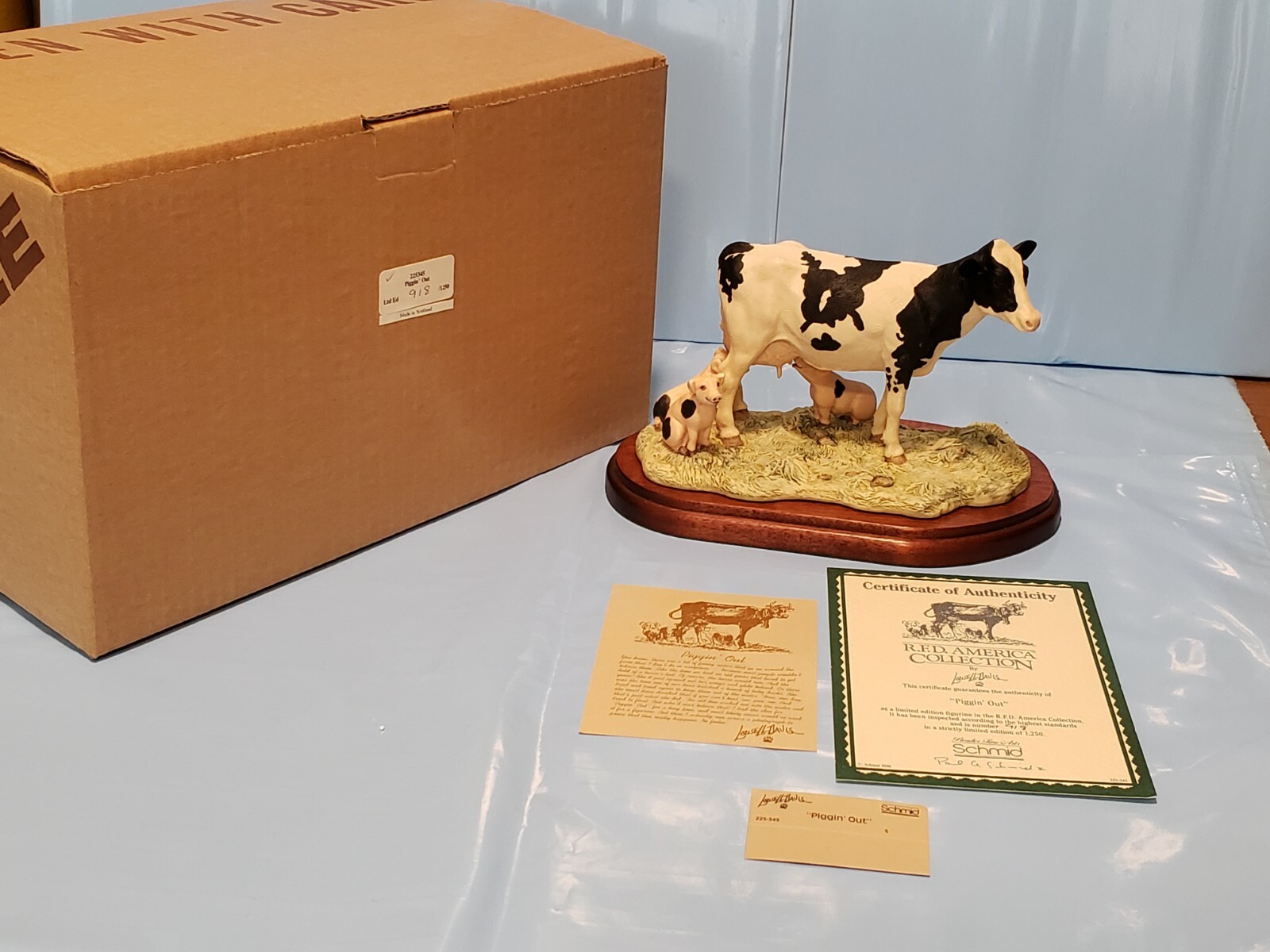 RARE LOWELL DAVIS " PIGGIN OUT " Momma Cow Feeding Piglets SCHMID | eBay