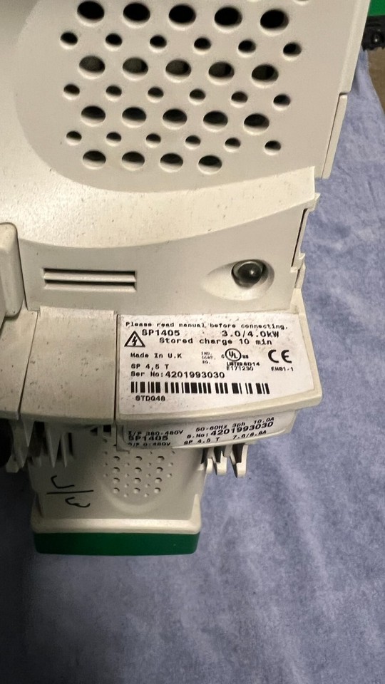 EMERSON UniDrive SP1405 Drive 380-480V 3ph 10A Input, 0-480V 8.8A ...