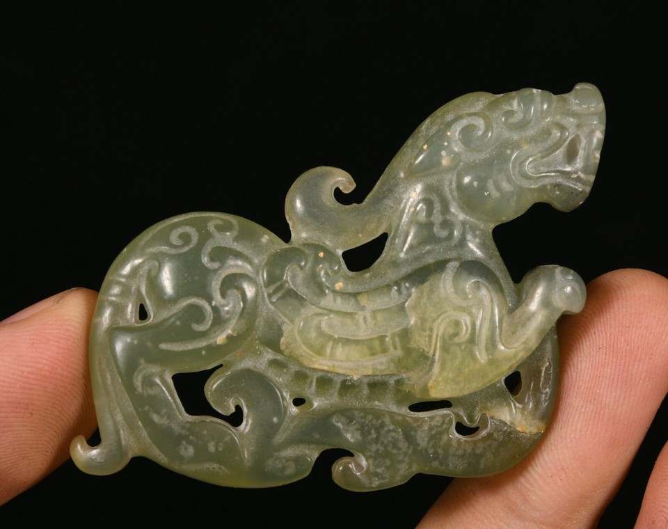 Unique China Natural Xiu Jade Carved Dragon Pixiu Fly Beast Pendant ...