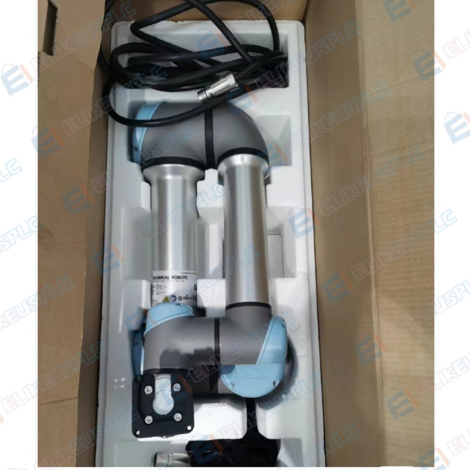 BRAND NEW Universal Robots UR5e Cobot with Control Box & Teach Pendant ...