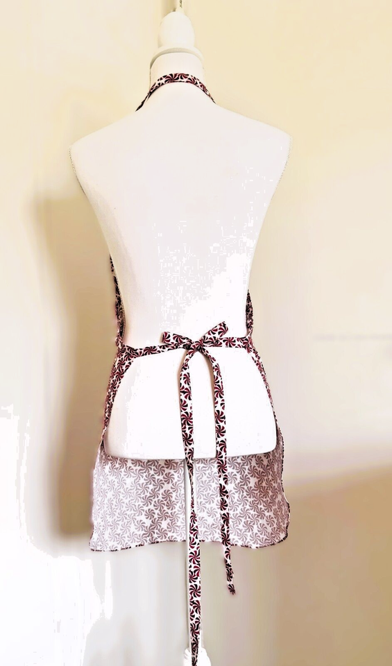 CHRISTMAS HOLIDAY PEPPERMINT CANDY CANE ColorfuWomen Kitchen Apron ...