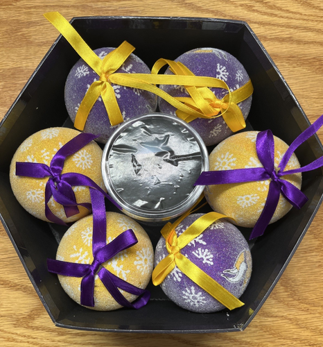 Team NFL Light Up LED Ornaments 6Pk Minnesota Vikings | eBay
