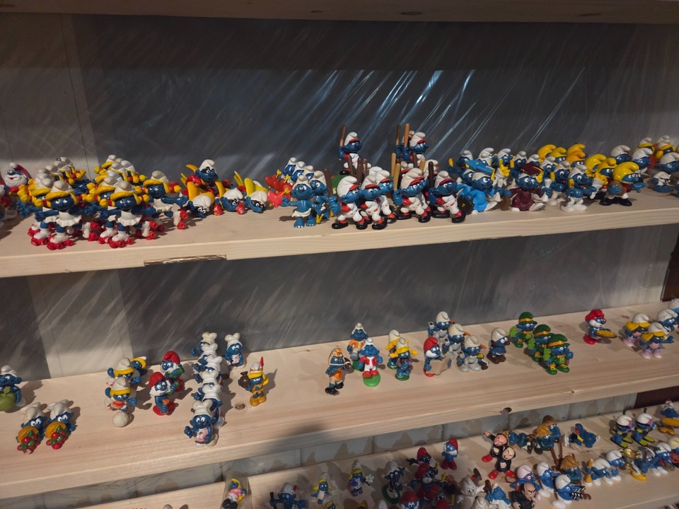 SMURFS smurf figures massive huge lot set approx 1350 figures MANY RARE ...