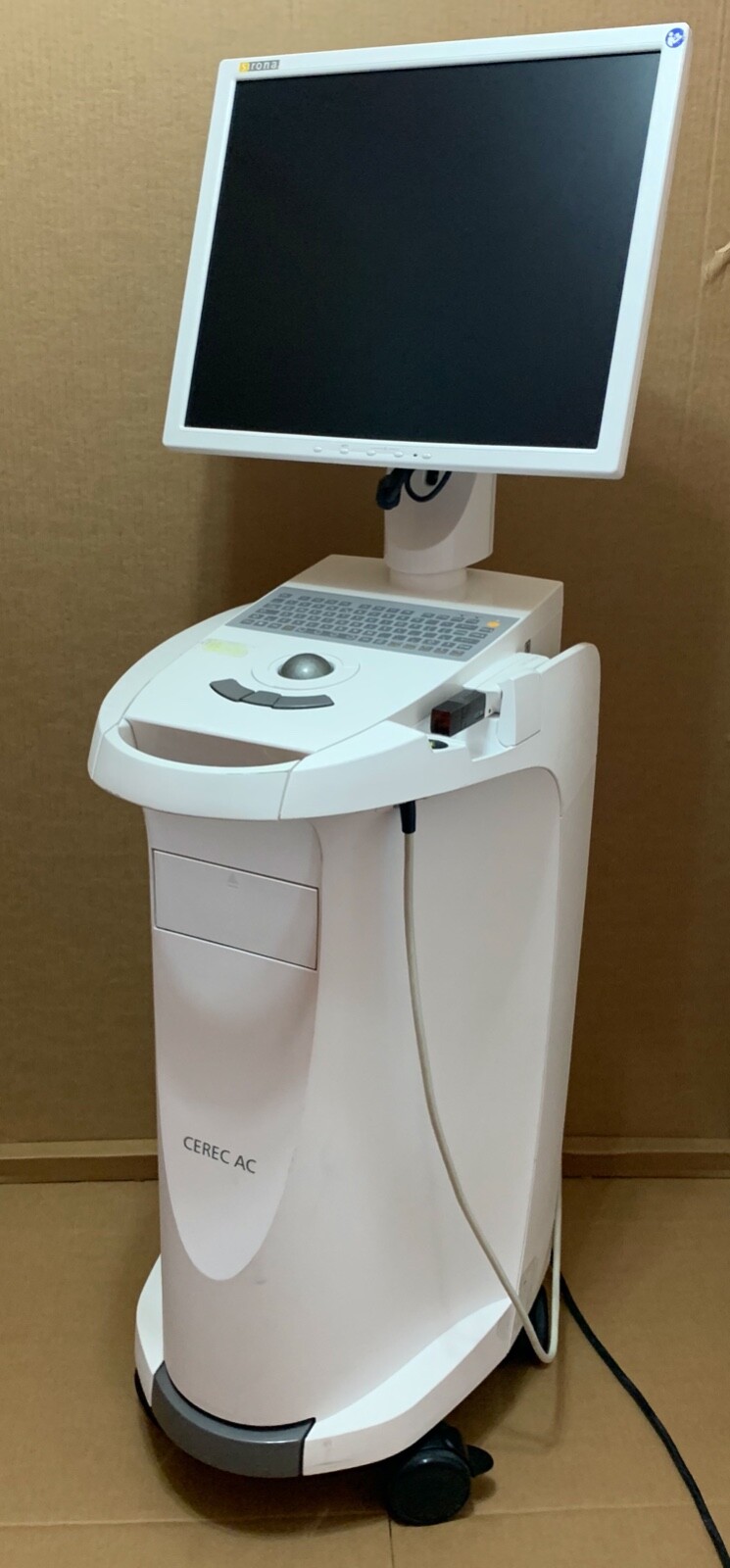 Sirona 6212166 CEREC Bluecam Dental Acquisition Scanner - White for ...