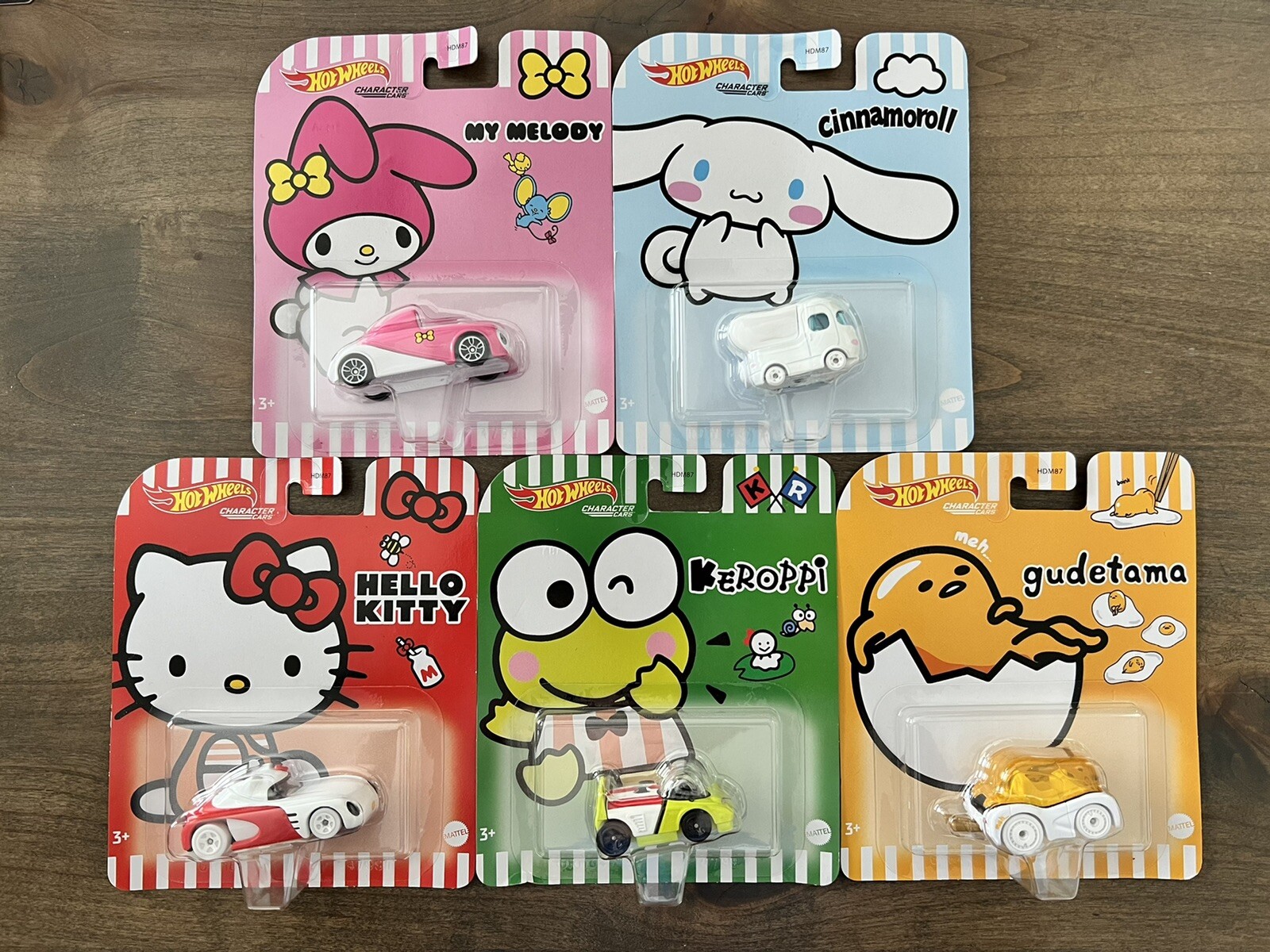 Hot Wheels Hello Kitty Character Car Complete Set of 5 NIP RARE READY ...