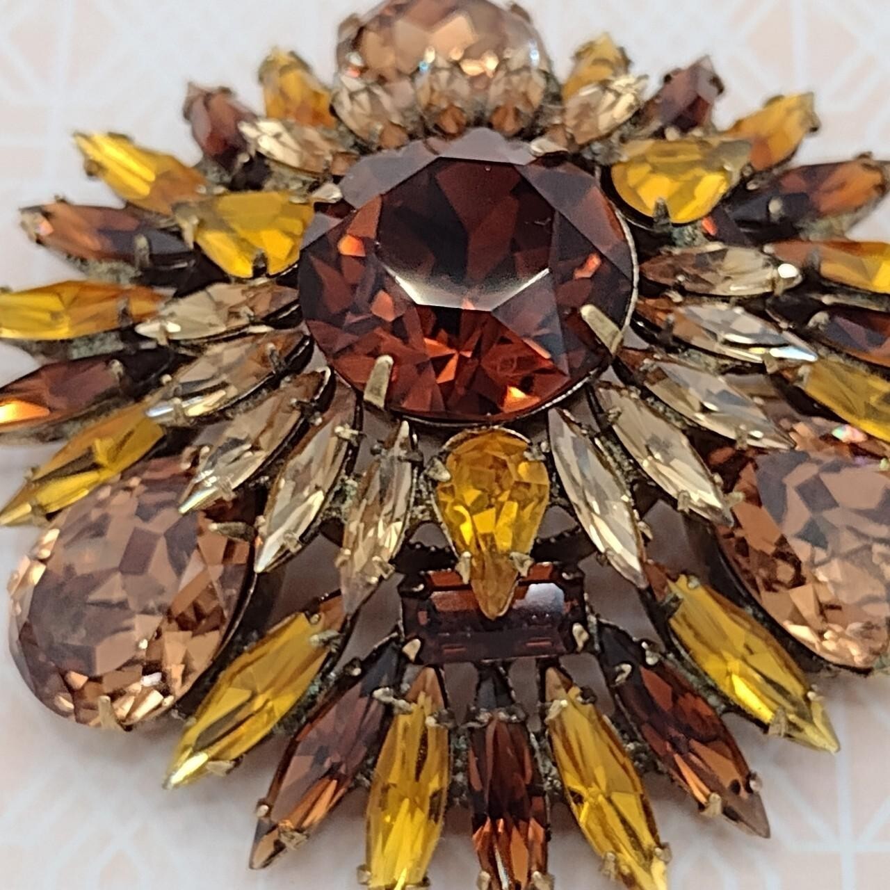 EXQUISITE Original by Robert Signed Autumnal Brooch /… - Gem