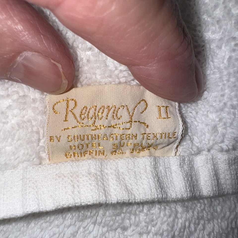 2 Vintage *RITZ-CARLTON BATH Towel White DUNDEE Regency EMBROIDERED ...