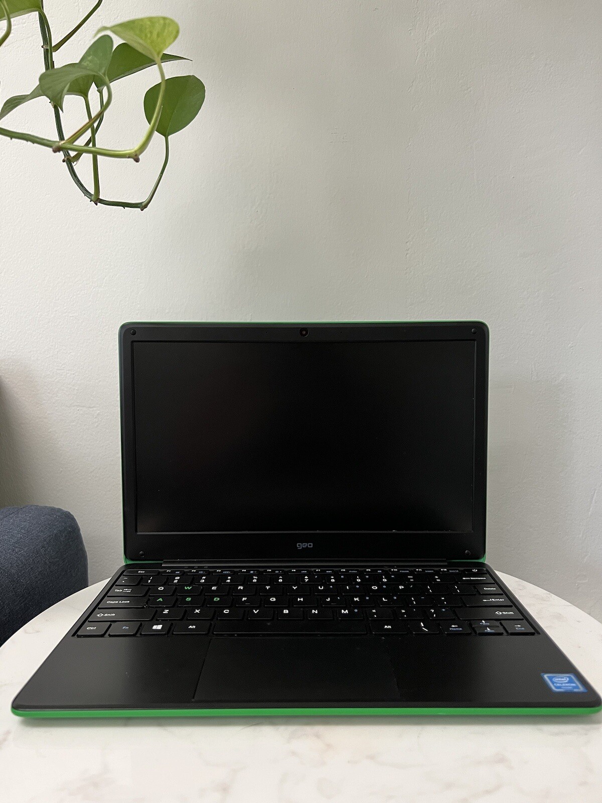 GEO GeoBook 120 Minecraft Edition 12.5" (64GB SSD, Intel Celeron, 1.10 ...