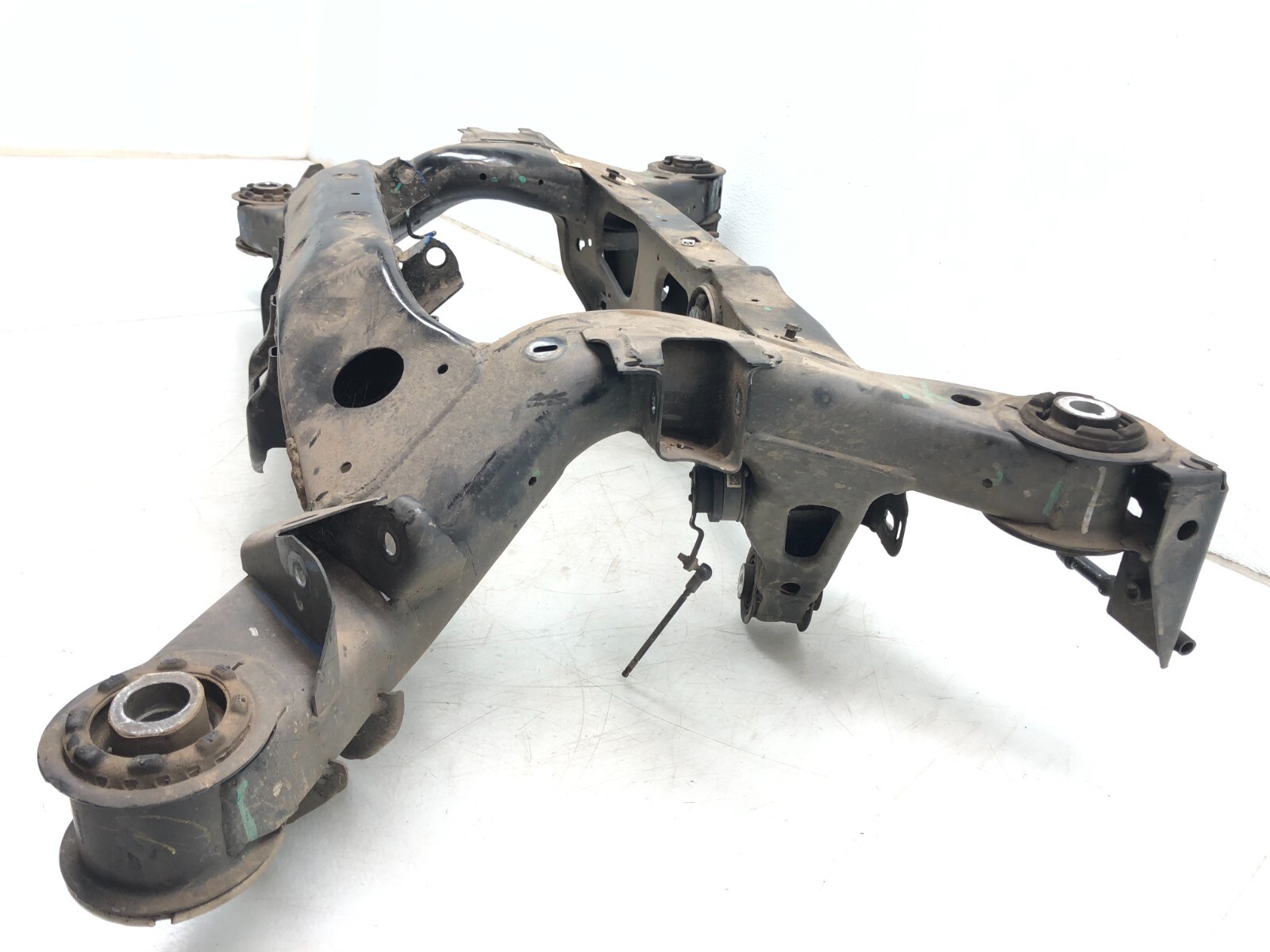 2014-2019 CADILLAC CTS RWD REAR SUSPENSION SUBFRAME CROSSMEMBER OEM. | eBay