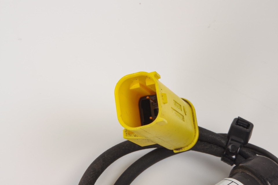 Mercedes 2059060002 Bonnet Actuator | W205 C | eBay