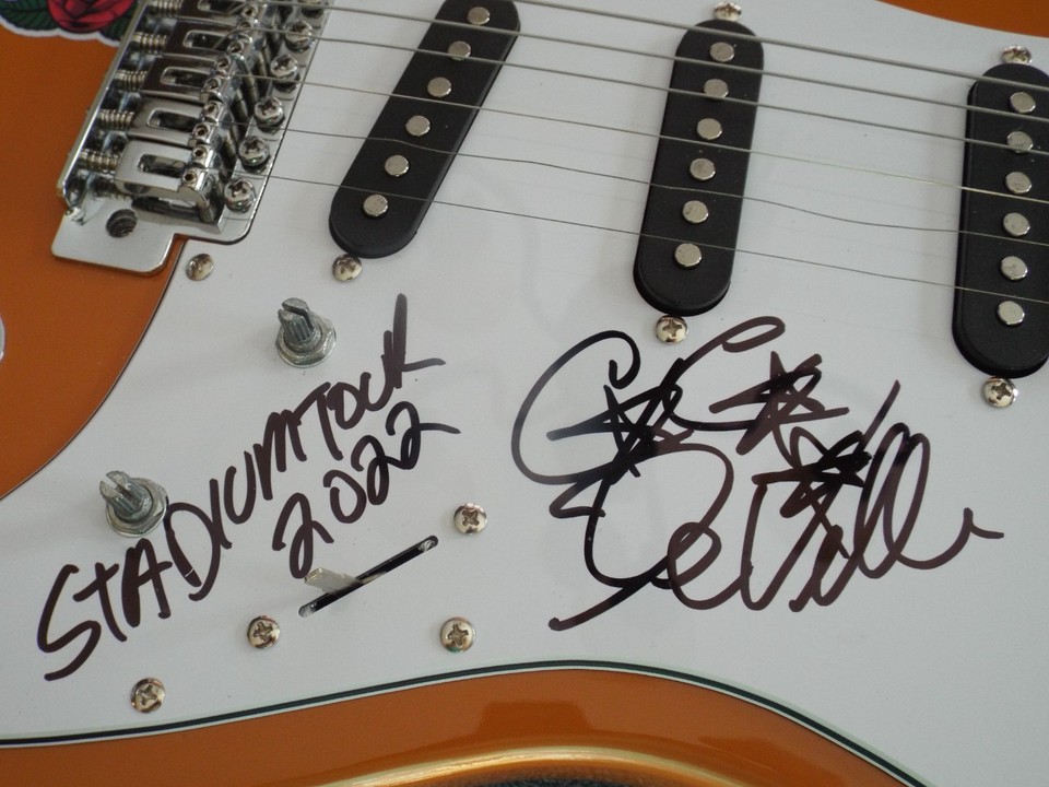 Poison band CC Deville PSA certified Authentic signed autographed ...