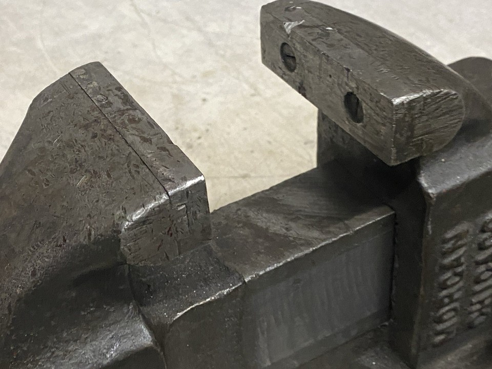 Morgan Model 135 Swivel Base Bench Vise 3-1/2” Jaws Machine Shop Vise ...