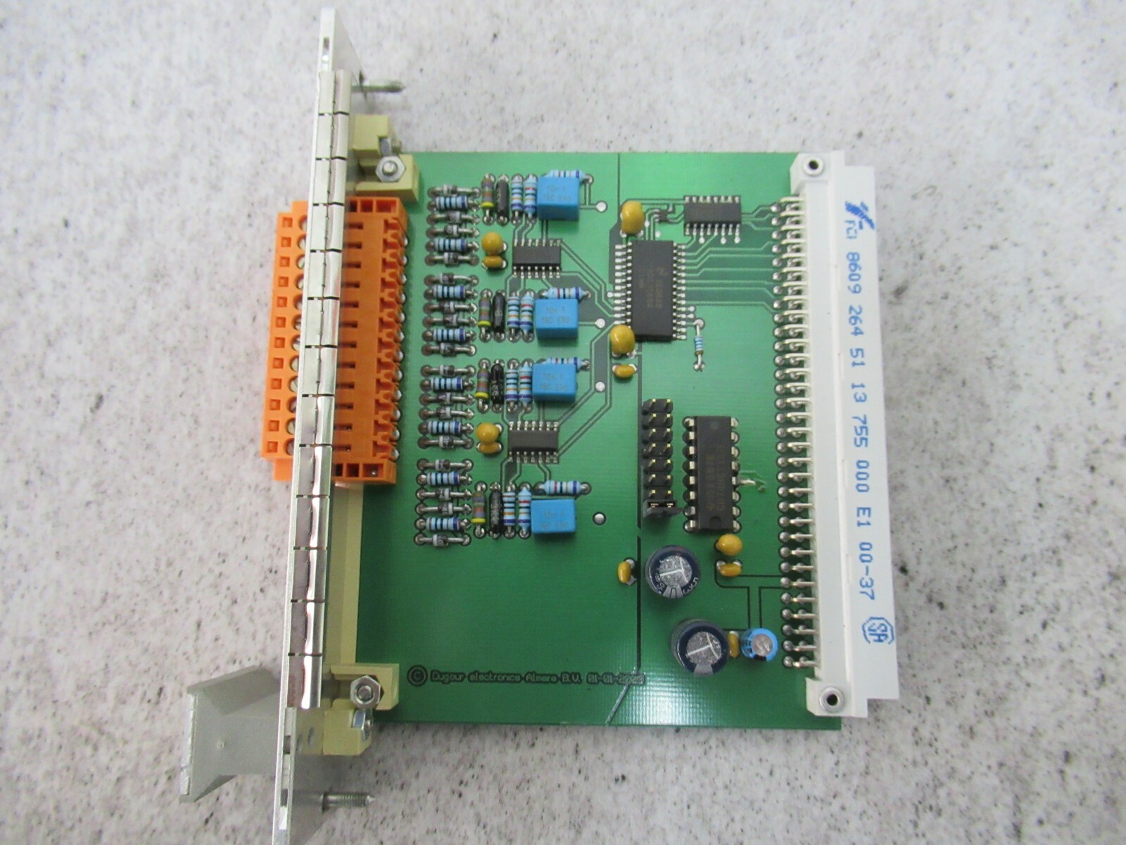 Arplas Systems QCS ADC2 Board Welding System Dugour Electronics Almere ...