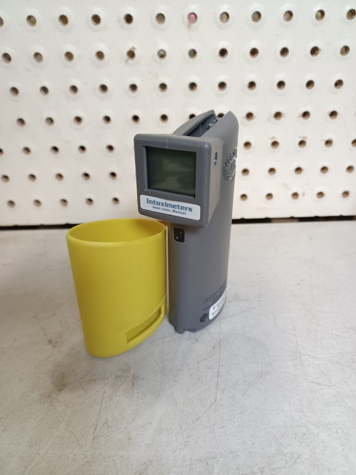 Alco-Sensor FST Intoximeters 066640 Portable Breathalyzer POWERS ON ...