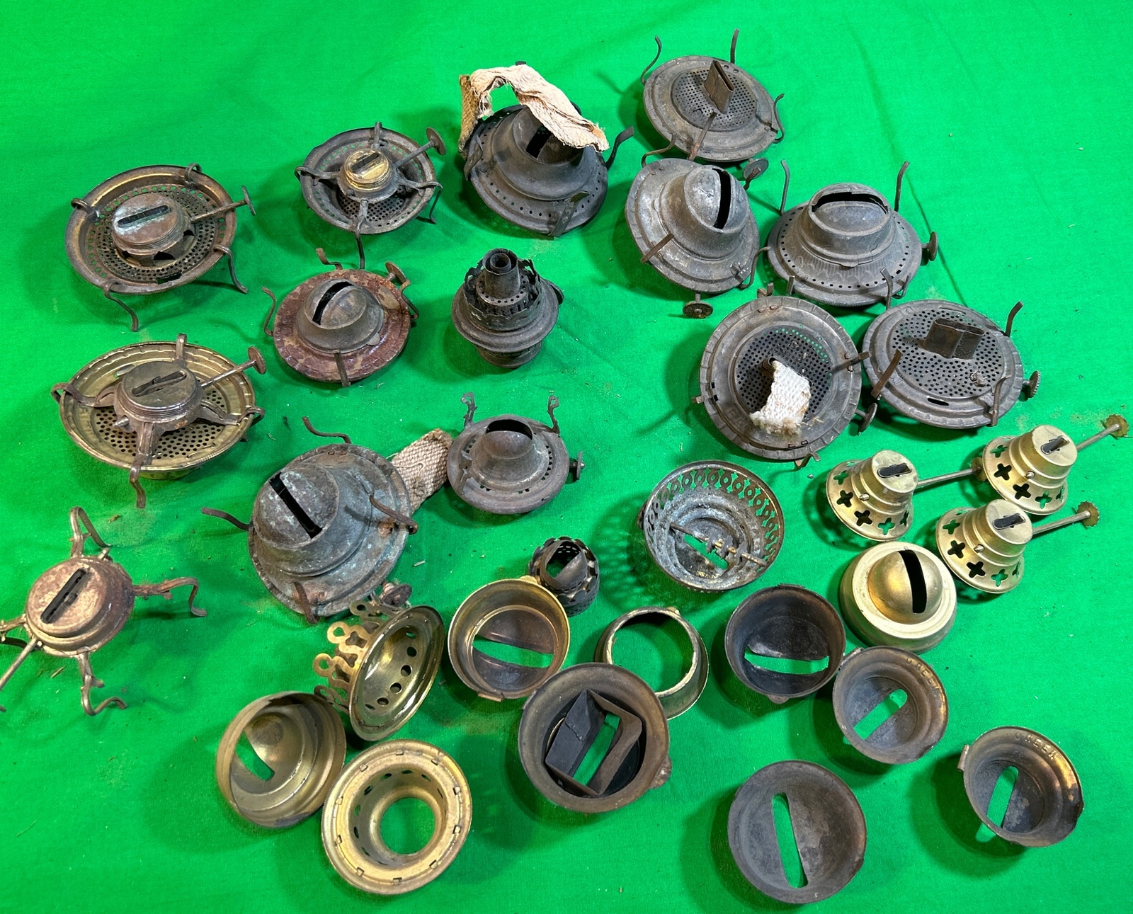 18 Antique Brass Oil Burners Various Size Thread Kerosene Oil Lamp For