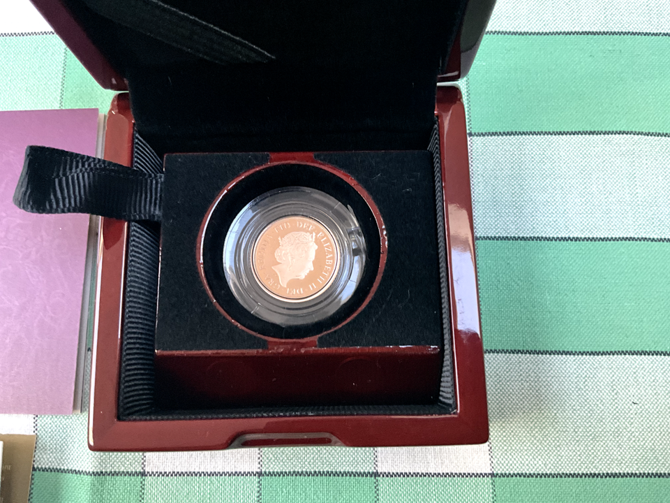 RARE ROYAL MINT 2022 HALF SOVEREIGN (TIMOTHY NOAD) GOLD PROOF (1/8oz ...
