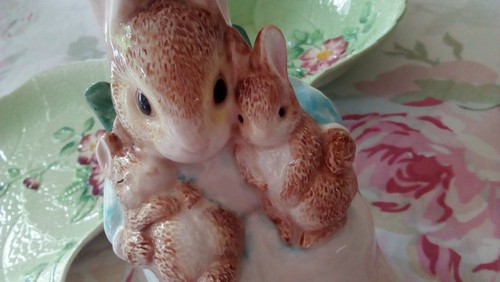 Beatrix Potter Mrs Rabbit with babies Money Box | eBay Australia