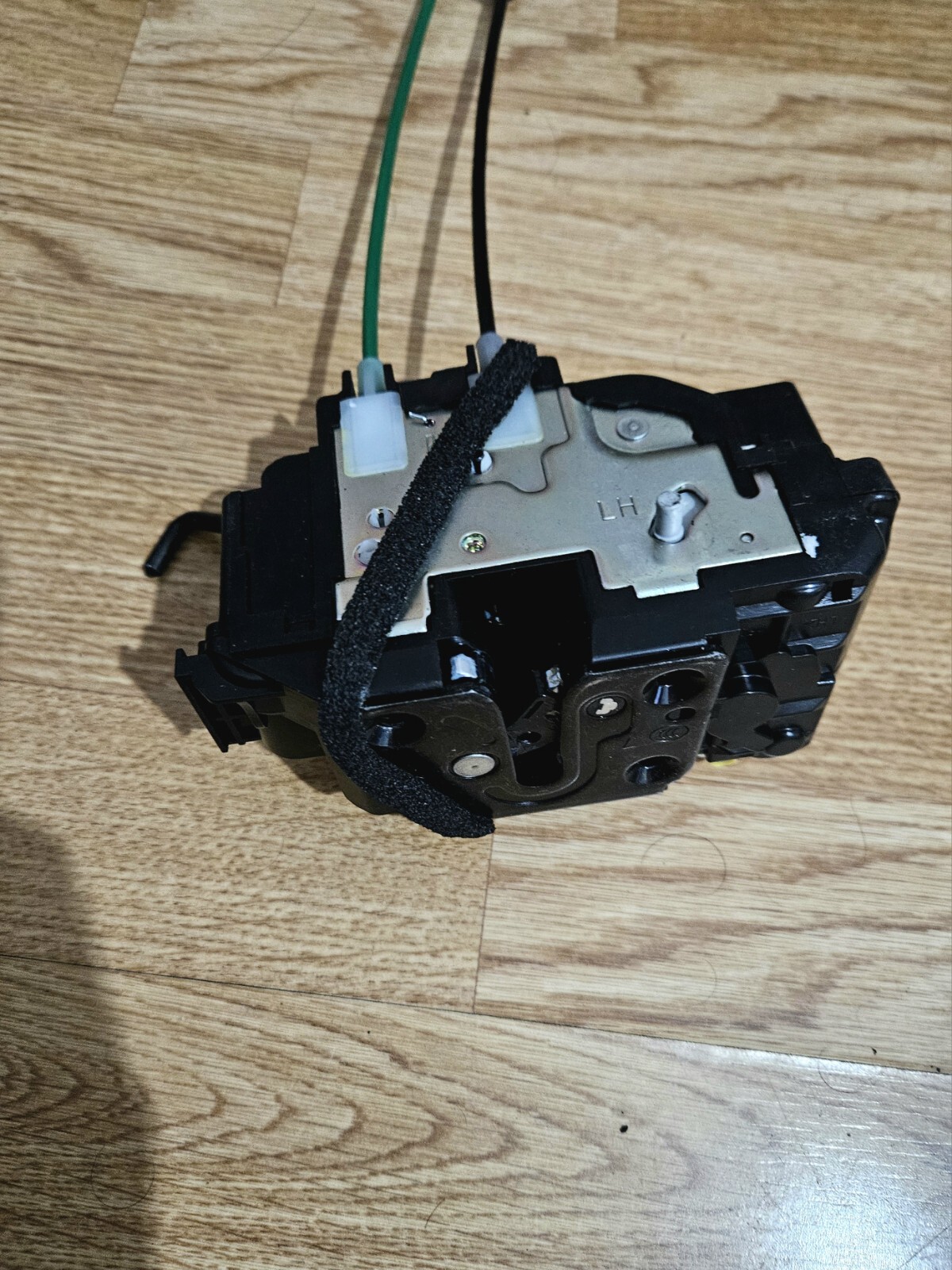 HYUNDAI I20 FACELIFT LEFT PASSENGER N/S REAR DOOR LOCK MECHANISM for ...