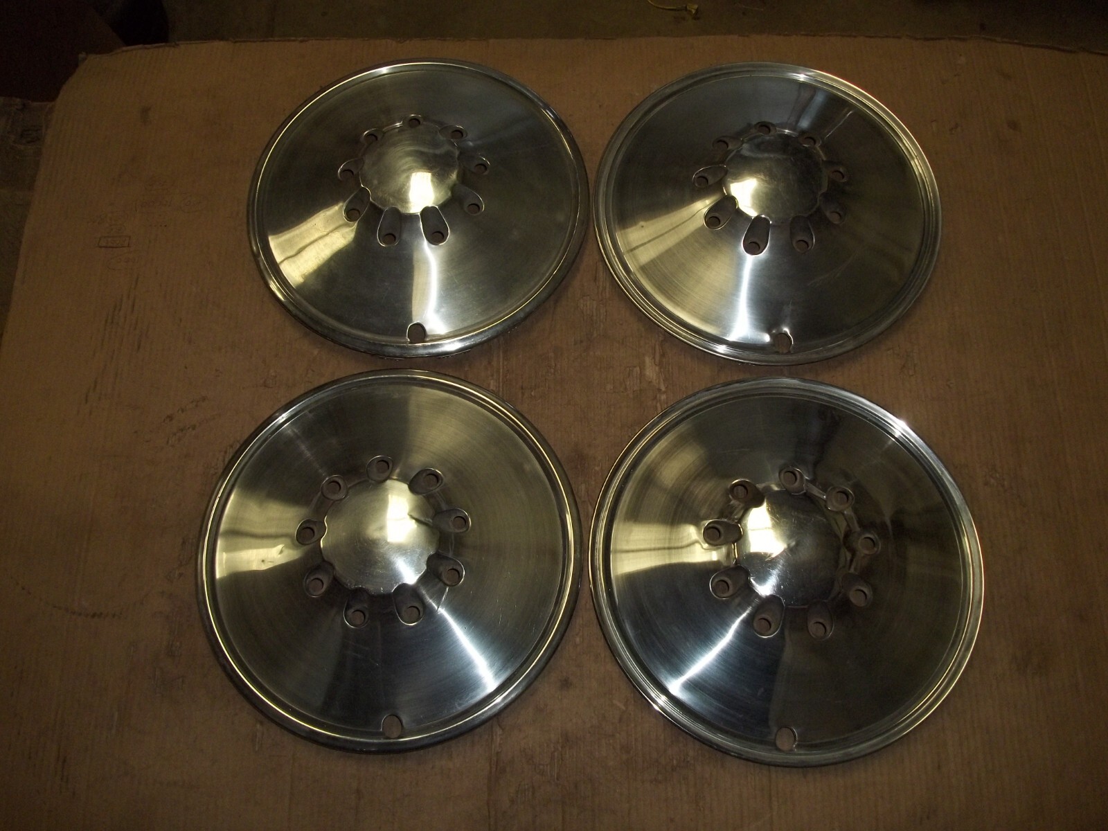 1971 71 Plymouth Barracuda Valiant Hubcap Rim Wheel Cover Hub Cap 14 ...