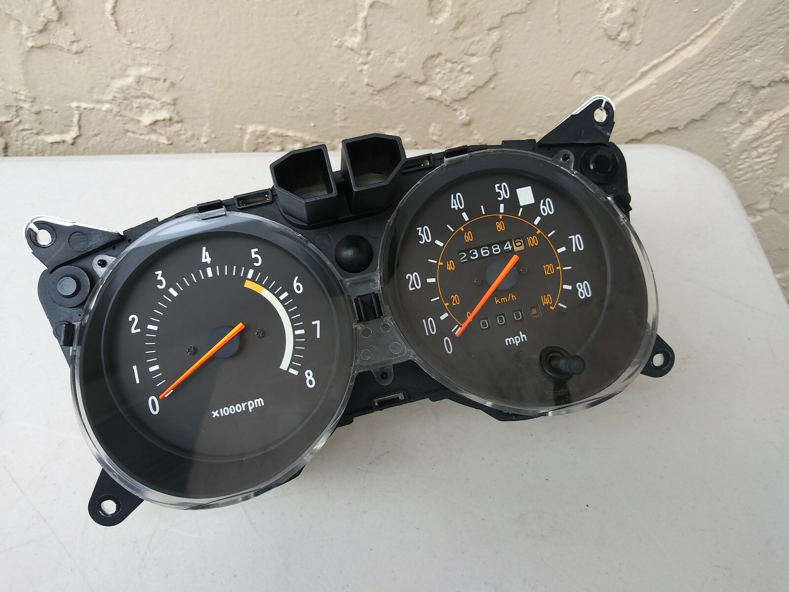 1980 TOYOTA CELICA INSTRUMENT CLUSTER SPEEDOMETER GAUGES ODOMETER 1980 ...