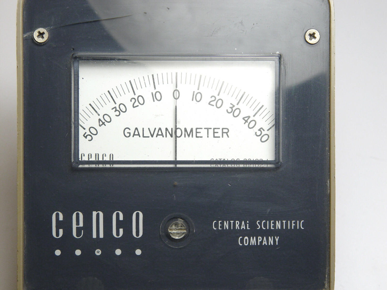 Cenco Galvanometer / Mitten-Instrument, +/- 500 µA bzw. +/- 50 Volt ...