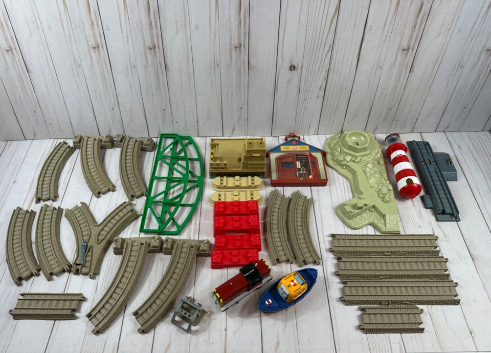 VTG Thomas And Friends Trackmaster Captain & Salty’s Sea Rescue Train ...