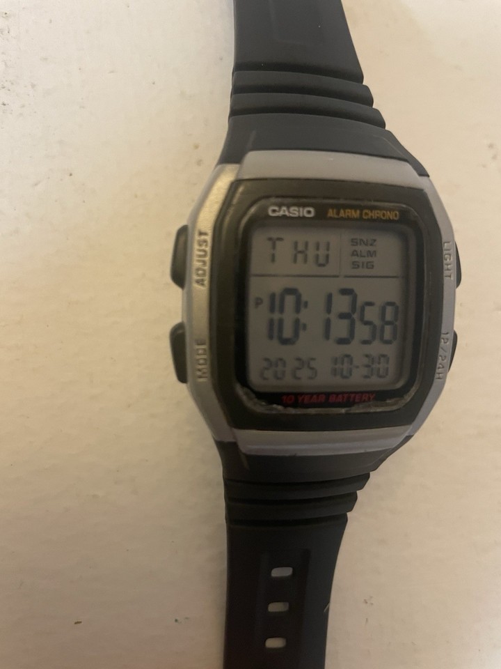 Casio W-96H Quartz Digital Watch Illuminator Alarm Chrono Water ...