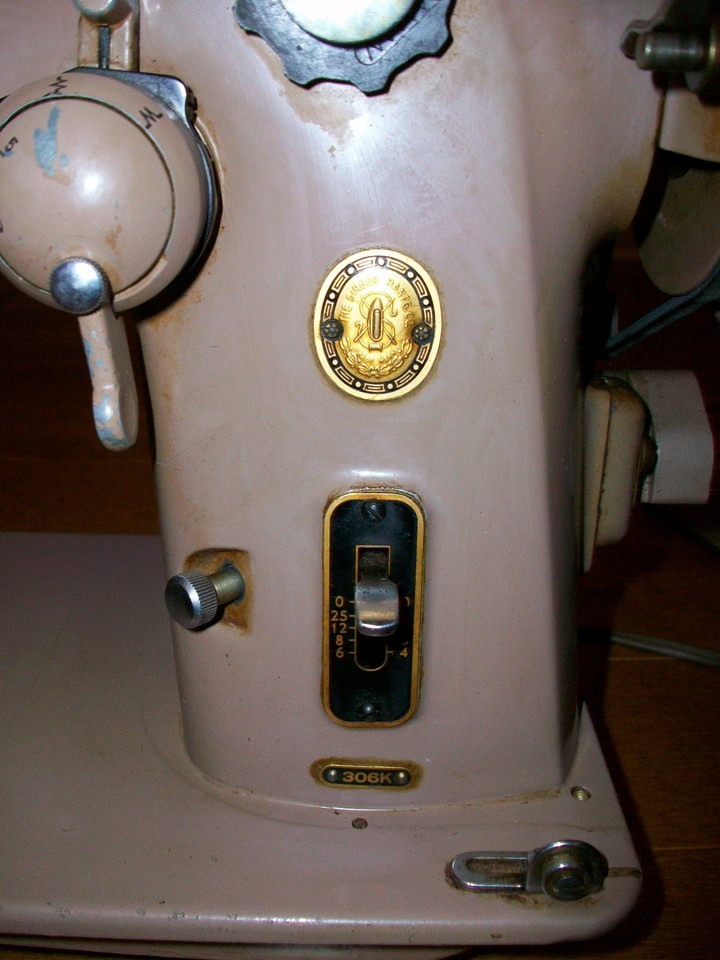 Vintage Singer 306K Sewing Machine + Singer 194828 Pedal + Light +35 ...