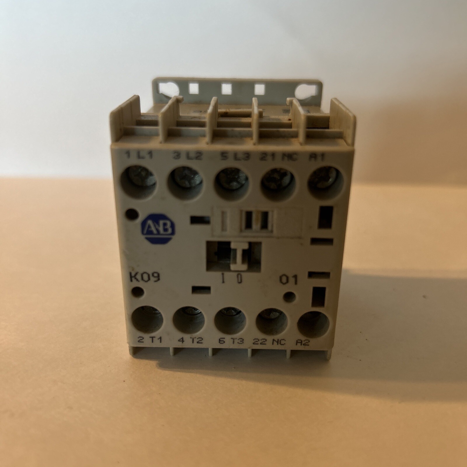 USSP Allen Bradley 100-k09*01 Series a K09 Motor Starter Contactor 24 ...