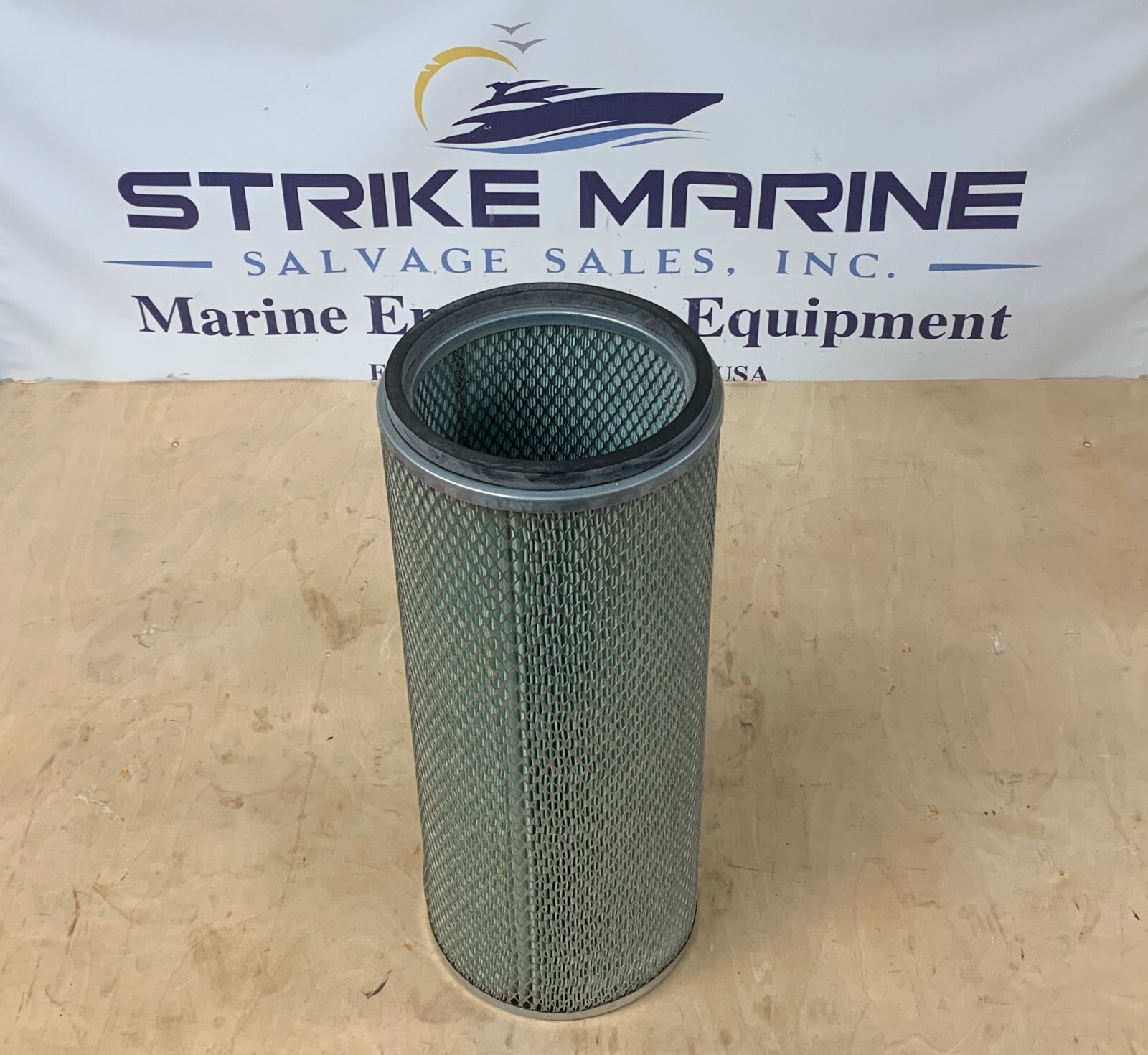 DONALDSON P124860 - Air filter cross reference