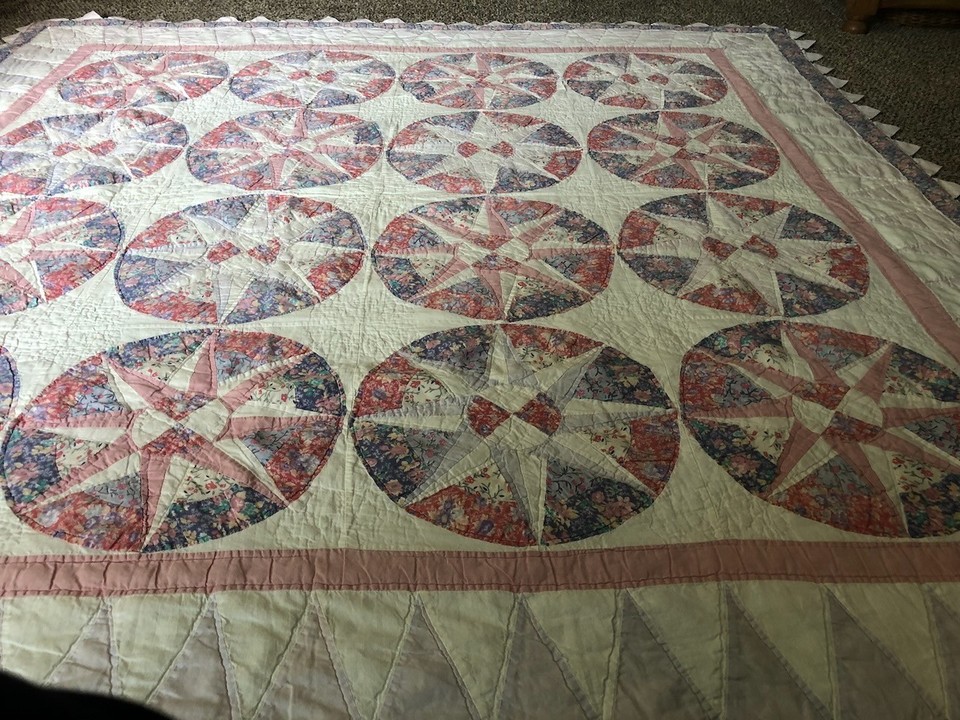 Vintage Cotton Patchwork Quilt Dresden Plate variation by ARCH QUILTS ...