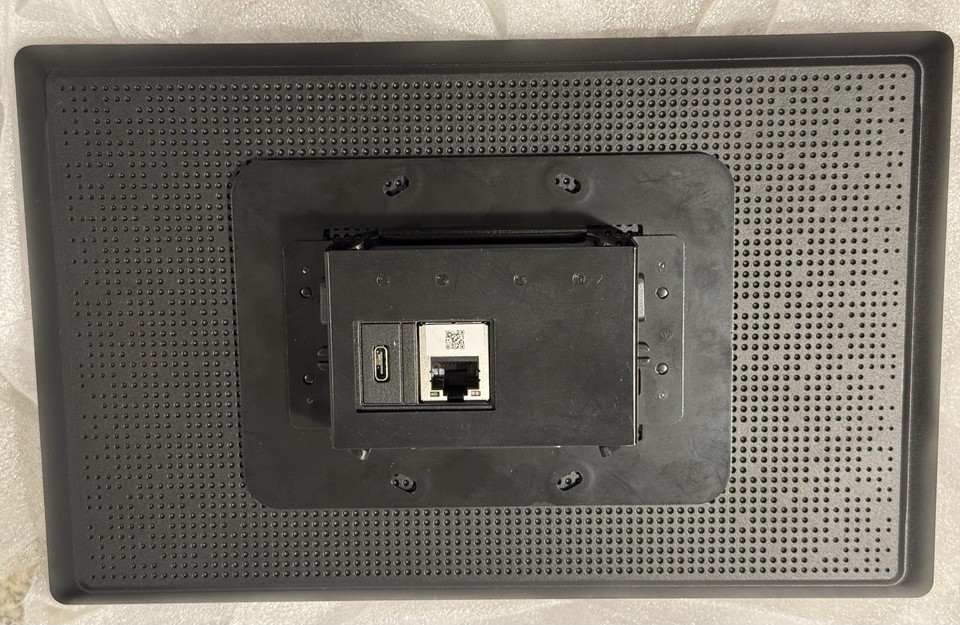 QSC Q-SYS TSC-101-G3 PoE Touch Screen with Wall Bracket | eBay