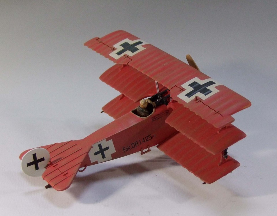 1/30 WWI tri-plane Fokker DR. I 425/17 Red baron by Eagle Design WG005 ...