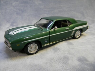 1/18 SCALE ERTL 1969 YENKO 427 SYC GREEN CAMARO SUPERCAR COLLECTIBLES ...