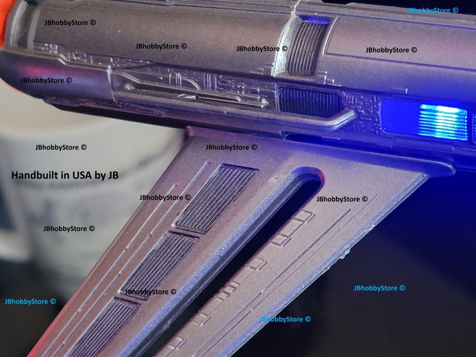 Star Trek SNW U.S.S. Enterprise 1:1000 Scale Set Prop Replica Model ...