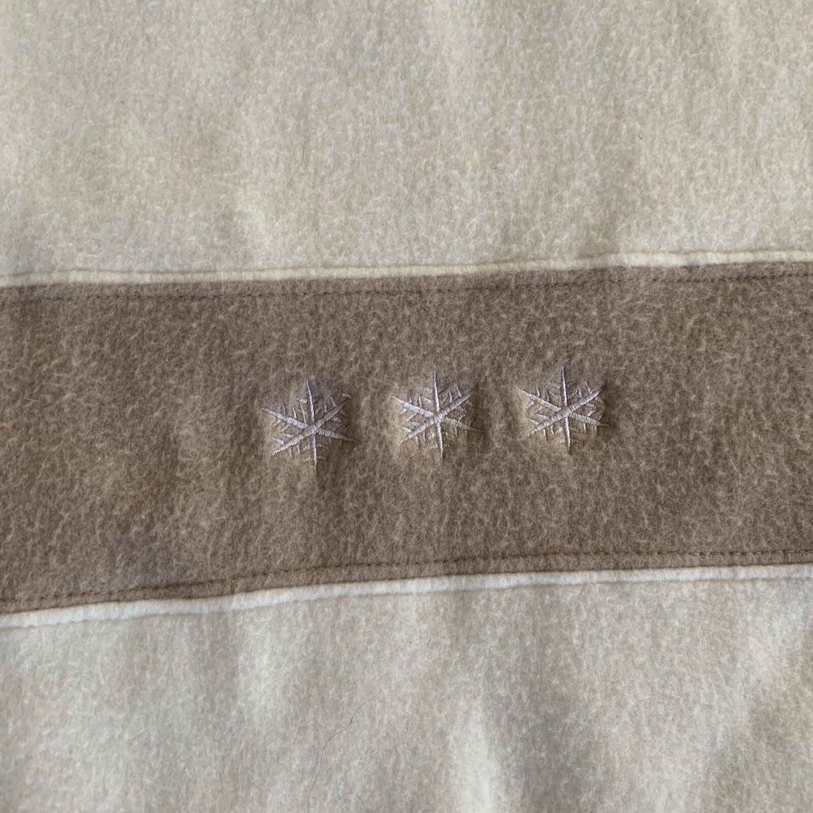 Yves Rocher, Scarf Ladies Off White and Beige 100% Polyester | eBay