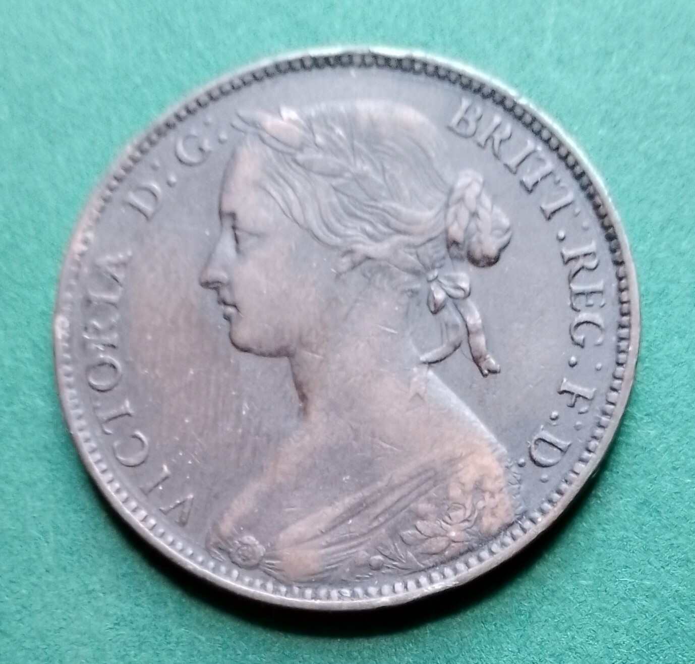 1860 PENNY - VICTORIA - GOOD GRADE - TOOTHED BORDER | eBay UK