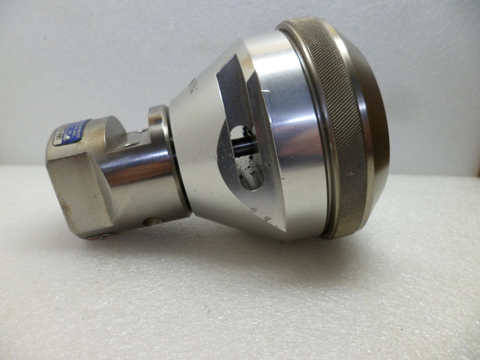 SEALANT EQUIPMENT ENGINEERING 2200-396-013-AA DISPENSING VALVE AND PNEU ...