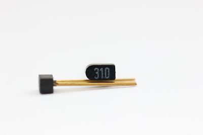 SF310 GOLD TRANSISTOR NOS( New Old Stock ) 1PC. C281U3F300414 | eBay