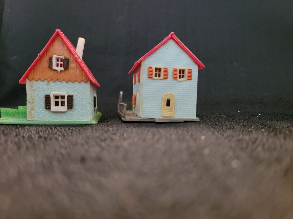 Lot of HO Scale Built up City Buildings | eBay