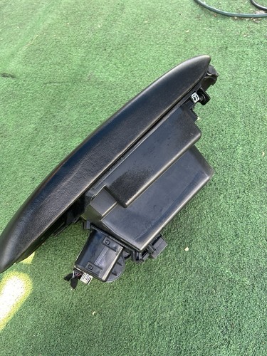 🚘13-19 Cadillac ATS CENTER CONSOLE ARM REST WITH STORAGE BOX Black OEM ...