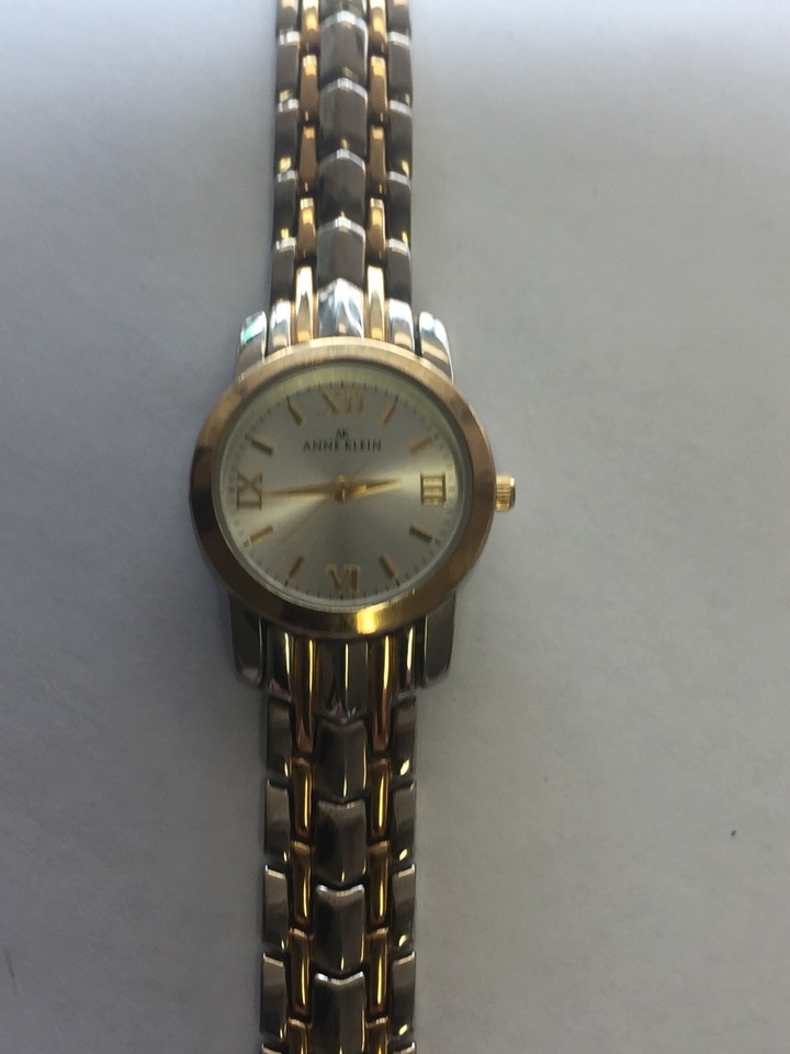 Ladies Anne Klein Watch Round Face Gold Silver Two Tone Y121E 10/8073 ...