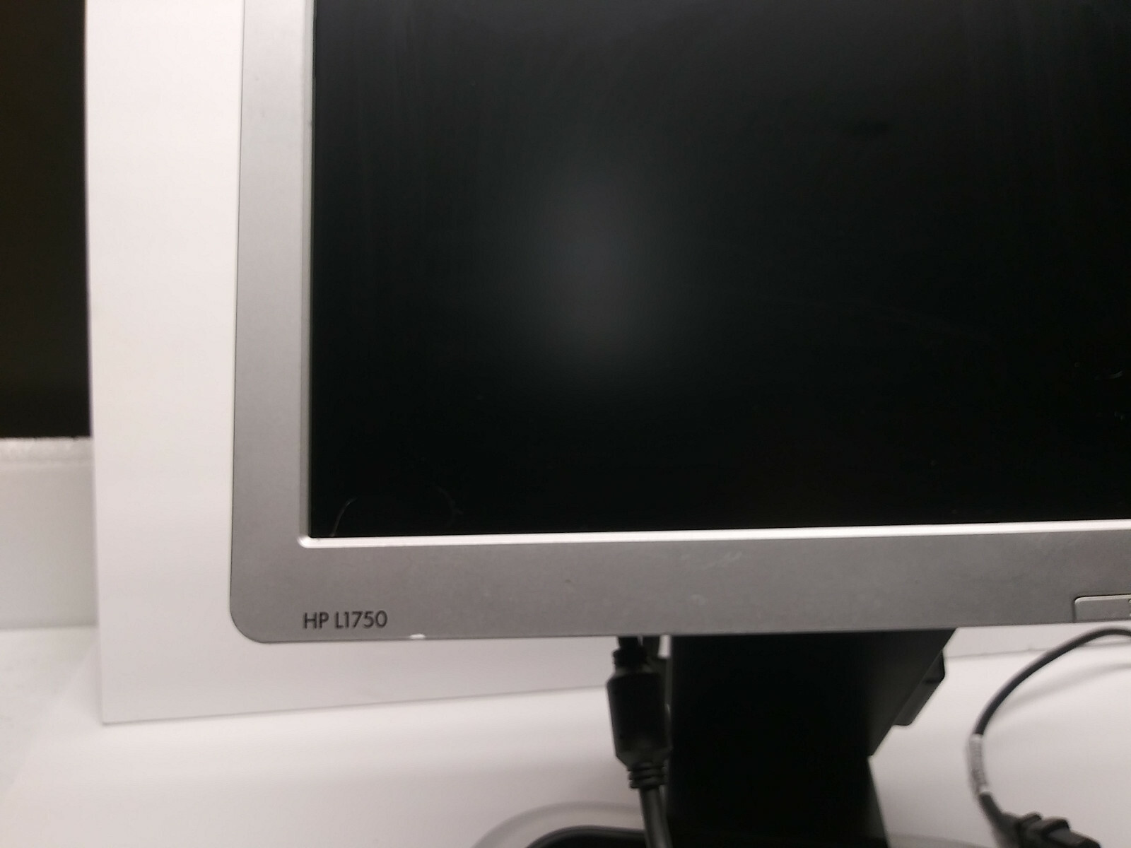 HP L1750 17" LCD Monitor DVI VGA 1280x1024, VGA D-sub and DVI-D | eBay